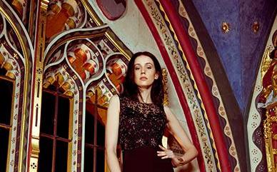 RICH OPULENCE A|W 17 – Raishma